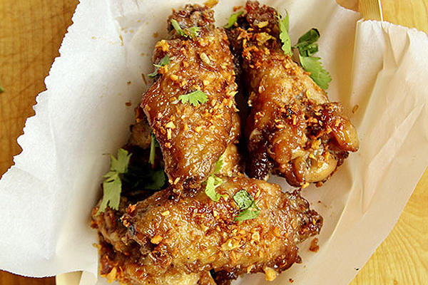 Fried chicken wings in fish sauce - Hoi An Food Tour